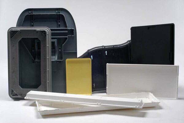 Colonial Machine Injection Molding Tool Design and Manufacturing