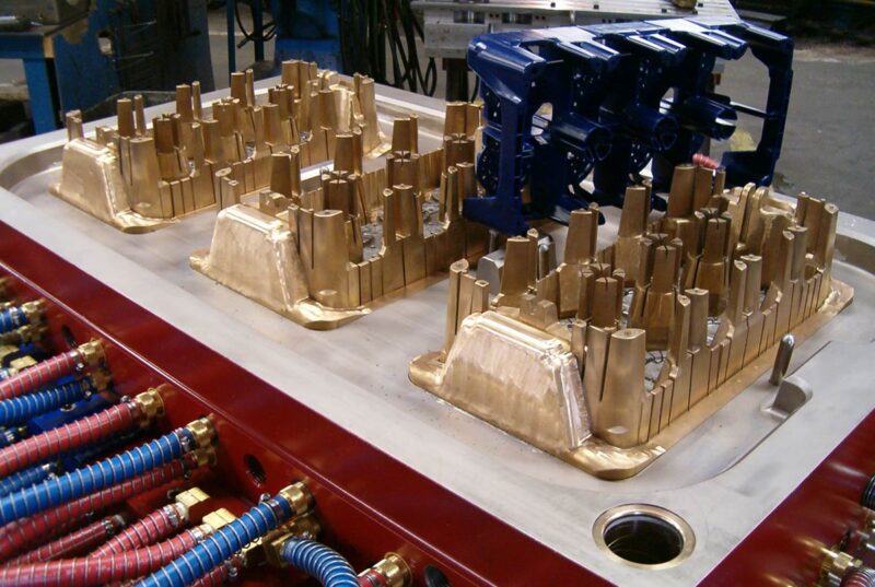 Colonial Machine Injection Molding Tool Design and Manufacturing