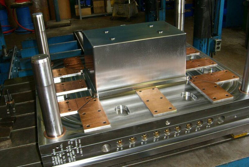 Colonial Machine Injection Molding Tool Design and Manufacturing